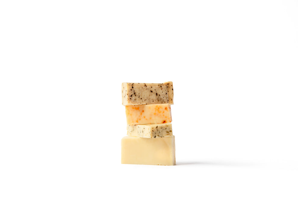 St Columba Peppercorn Cheddar 150g – Pyengana Dairy